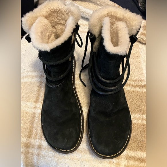 UGG | Shoes | Ugg Ankle Boots | Poshmark